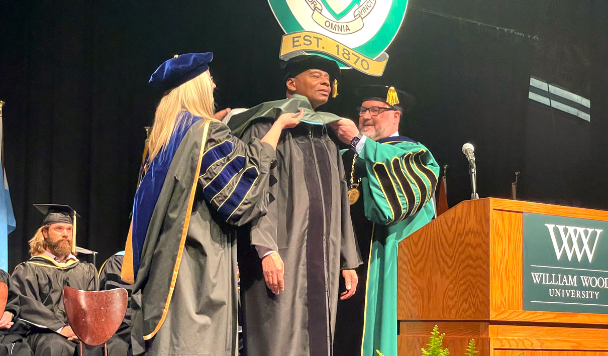 443 graduate from The Woods at the University’s 2023 Commencement ...